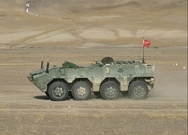 Large eight-wheeled armored vehicles developed by countries all over ...