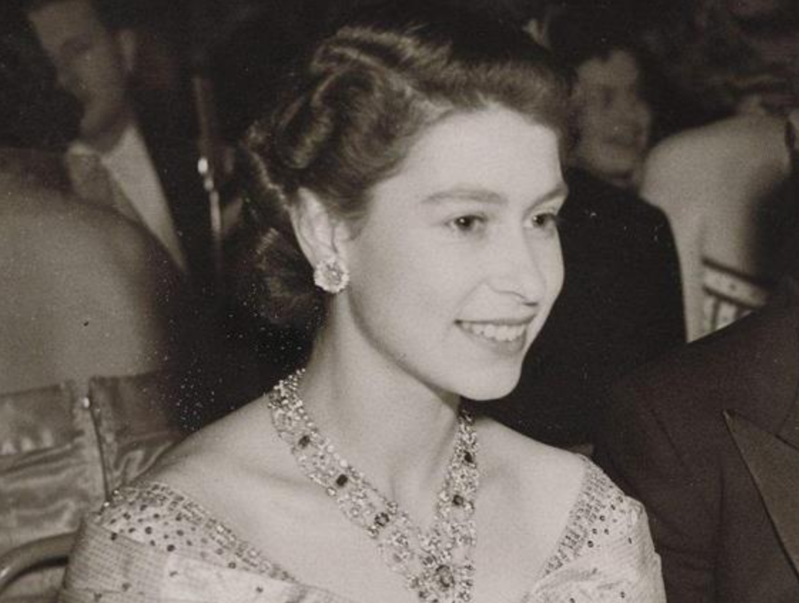 The 96-year-old Queen of England: Wearing a 4.5-pound crown 69 years ...