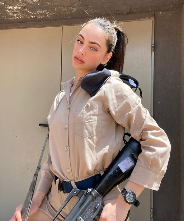 The 19-year-old Israeli female soldier won the world's most beautiful ...