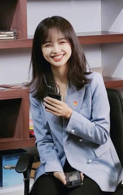 How far can Wang Bingbing, who has an innocent "first love face", rely on his appearance?What ...