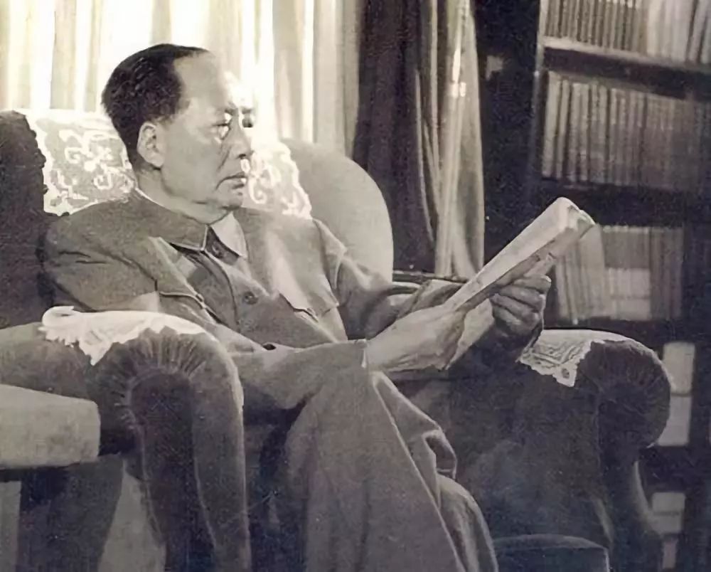 Mao Zedong was obsessed with books during his lifetime, with a ...