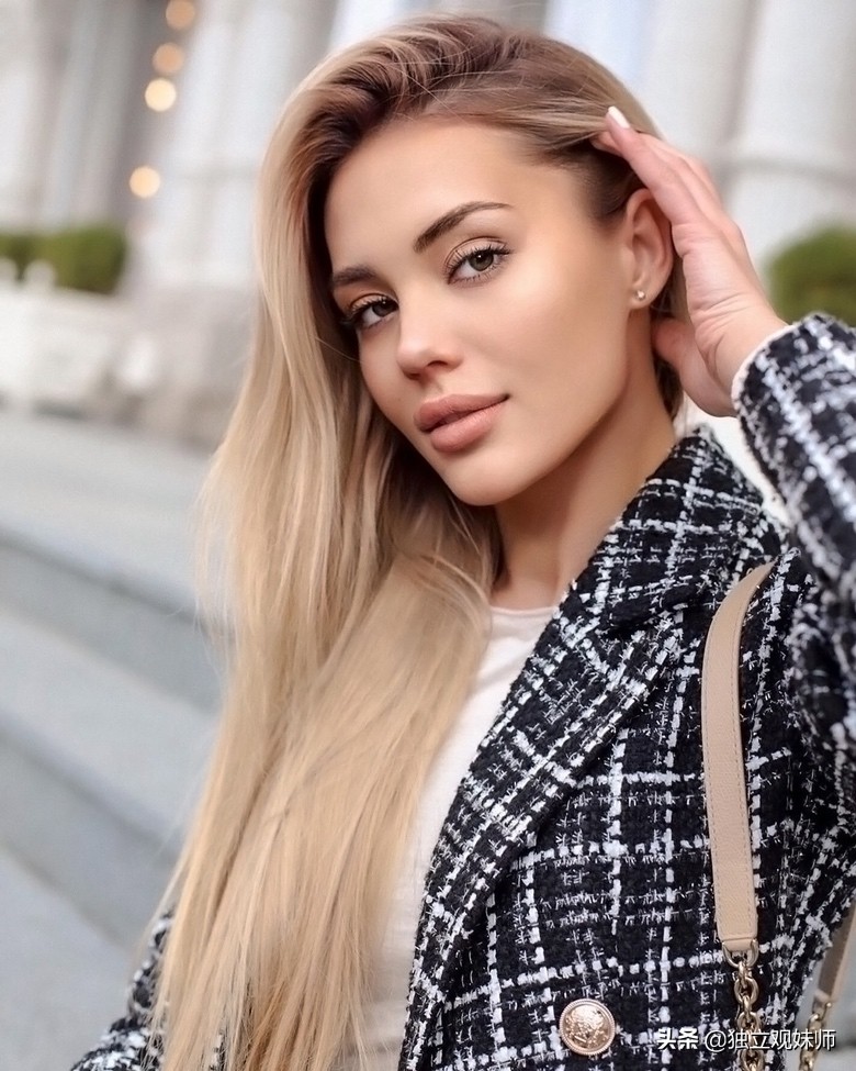 Universal Beauty: Laura Lepp - iNEWS