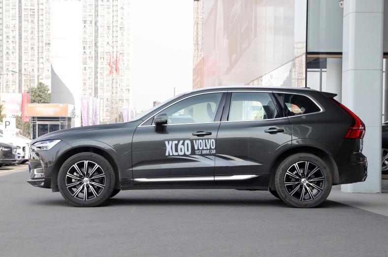 350,000 mentions the Volvo XC60, and then compares the Cadillac XT5, the owner said that the gap ...