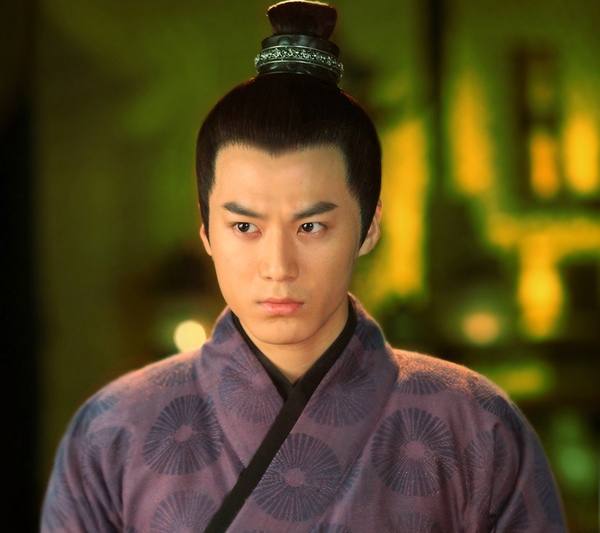 Obviously has a male lead face, but has played supporting roles for ...