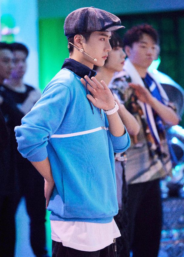 Bo Jun Yi Xiao (Chen Qing Ling) Wallpaper - iNEWS