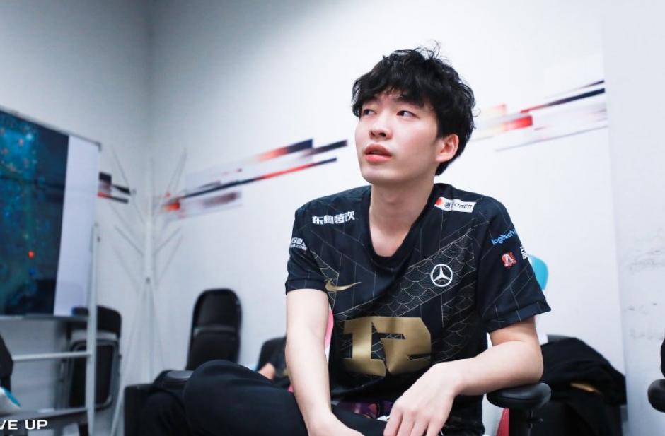 「必須退役換中單」RNG輸後官博淪陷被粉絲逼宮，Cryin上熱搜被噴 - 資訊咖