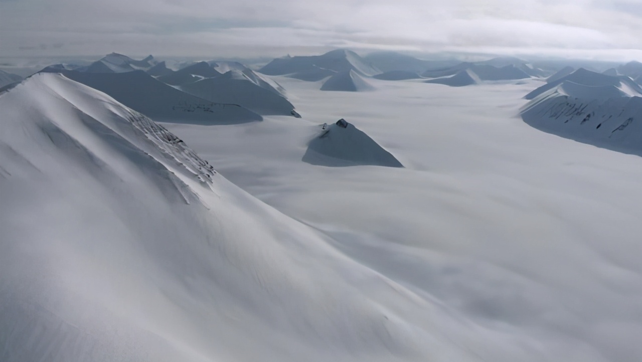 2.4 billion years ago, there was a heavy snowfall for 300 million years ...