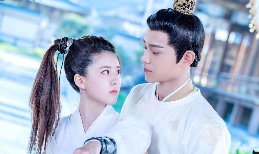 Chen Qianqian in rumors: Han Shuo dominates Chen Qianqian alone - iMedia