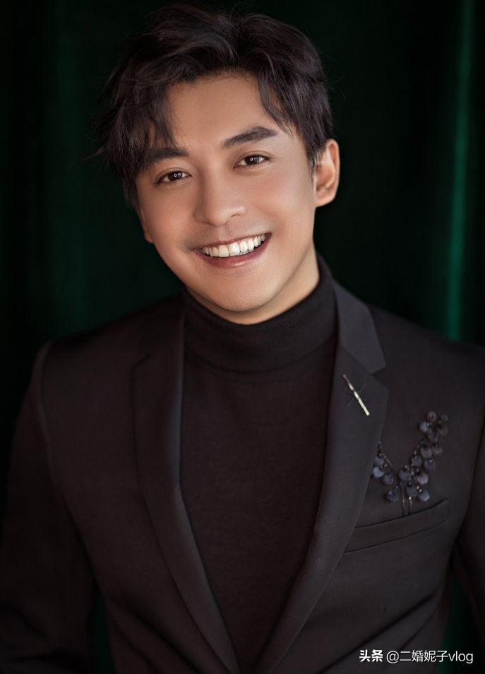 Li Sheng's love history, why did he finally marry Li Jiahang? - iNEWS