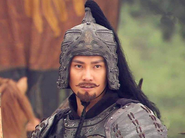 Li Xin led the 200,000 Qin army to defeat Chu and was about to be ...