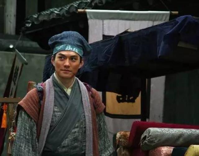 When leaving Liangshan, Yan Qing wrote a poem, exposing Song Jiang's hypocrisy, Lu Junyi: He ...