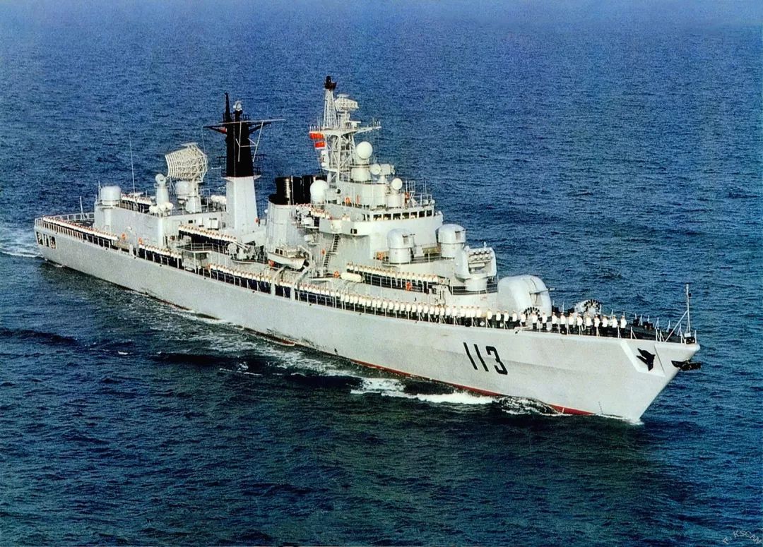 The Chinese Navy Type 052 destroyer: Only 2 ships are built, and ...