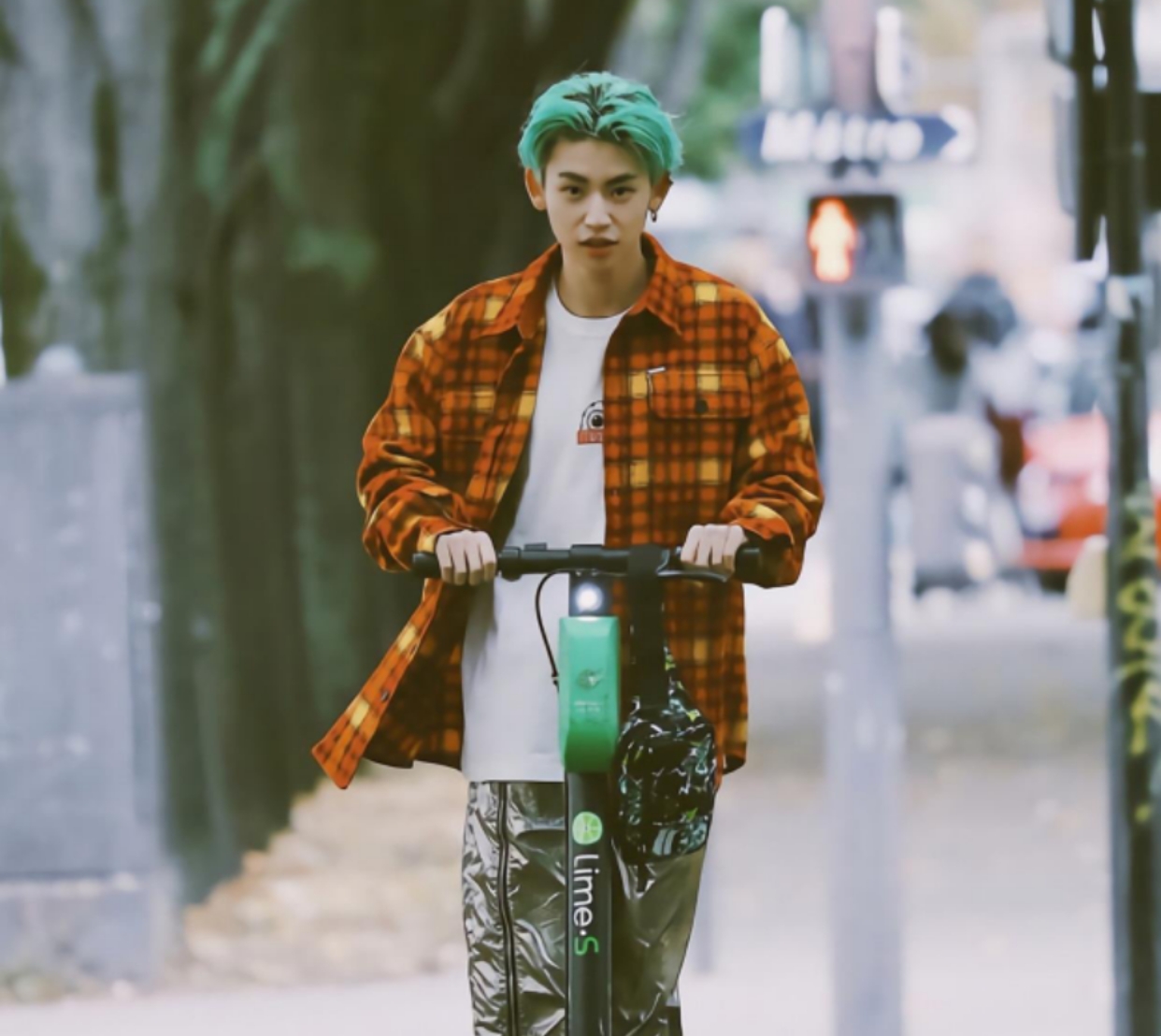 Love you kid!You, You Changjing and Keshi are all treasured singers ...