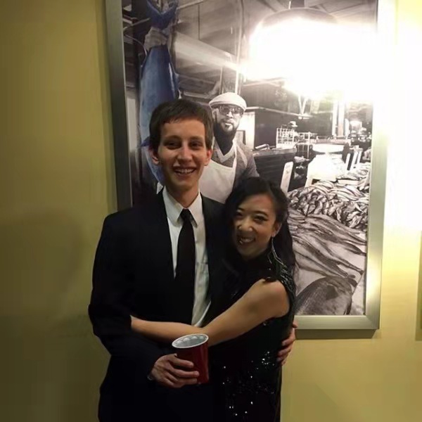 Remember Yang Shuping who said "American air is sweet"? The photo of ...