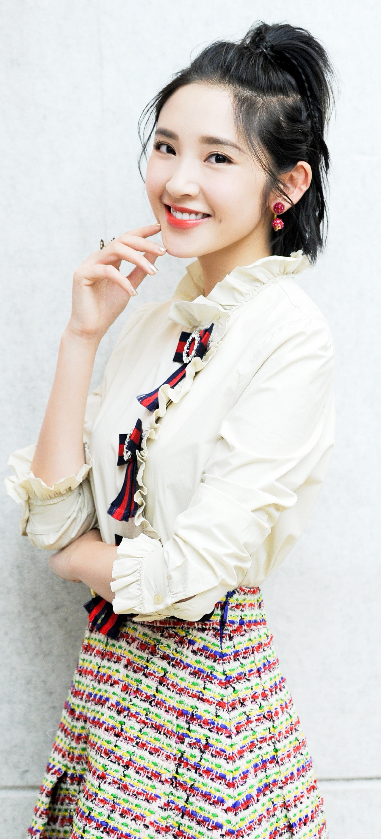 Tang Yixin: Issue 24 - iNEWS