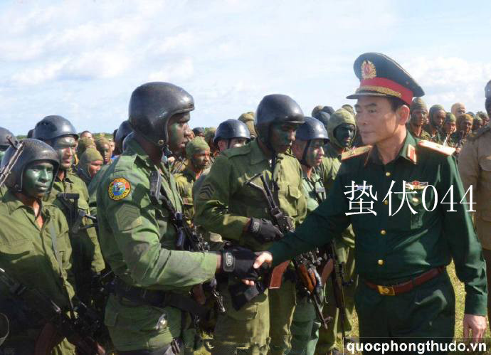 Assault rifle produced in Cuba - iMedia