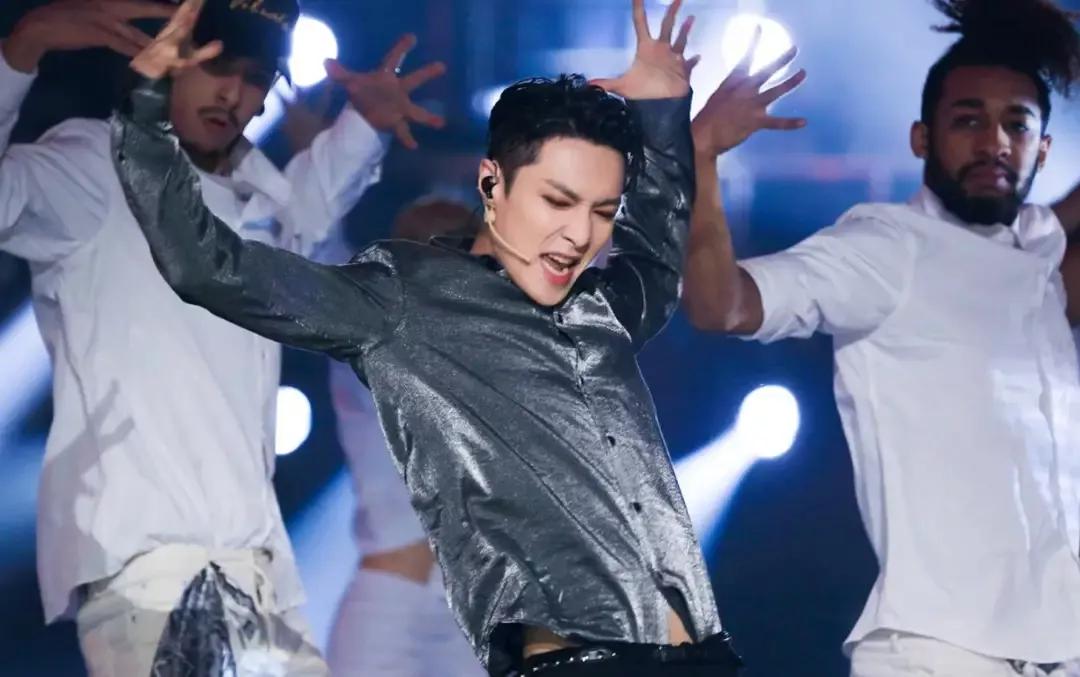 Wang Yibo, Zhang Yixing, fighting dance is so fried, it's about to form ...