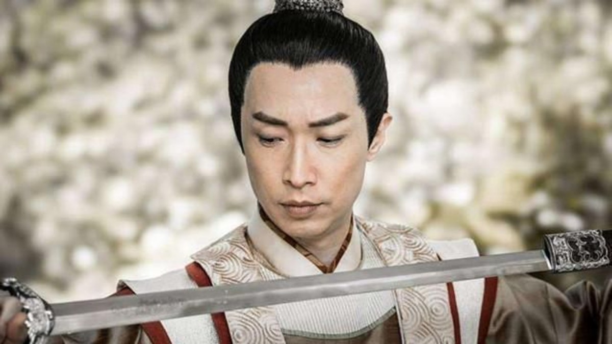 Why did the first thing Li Longji do when he became emperor was to give ...