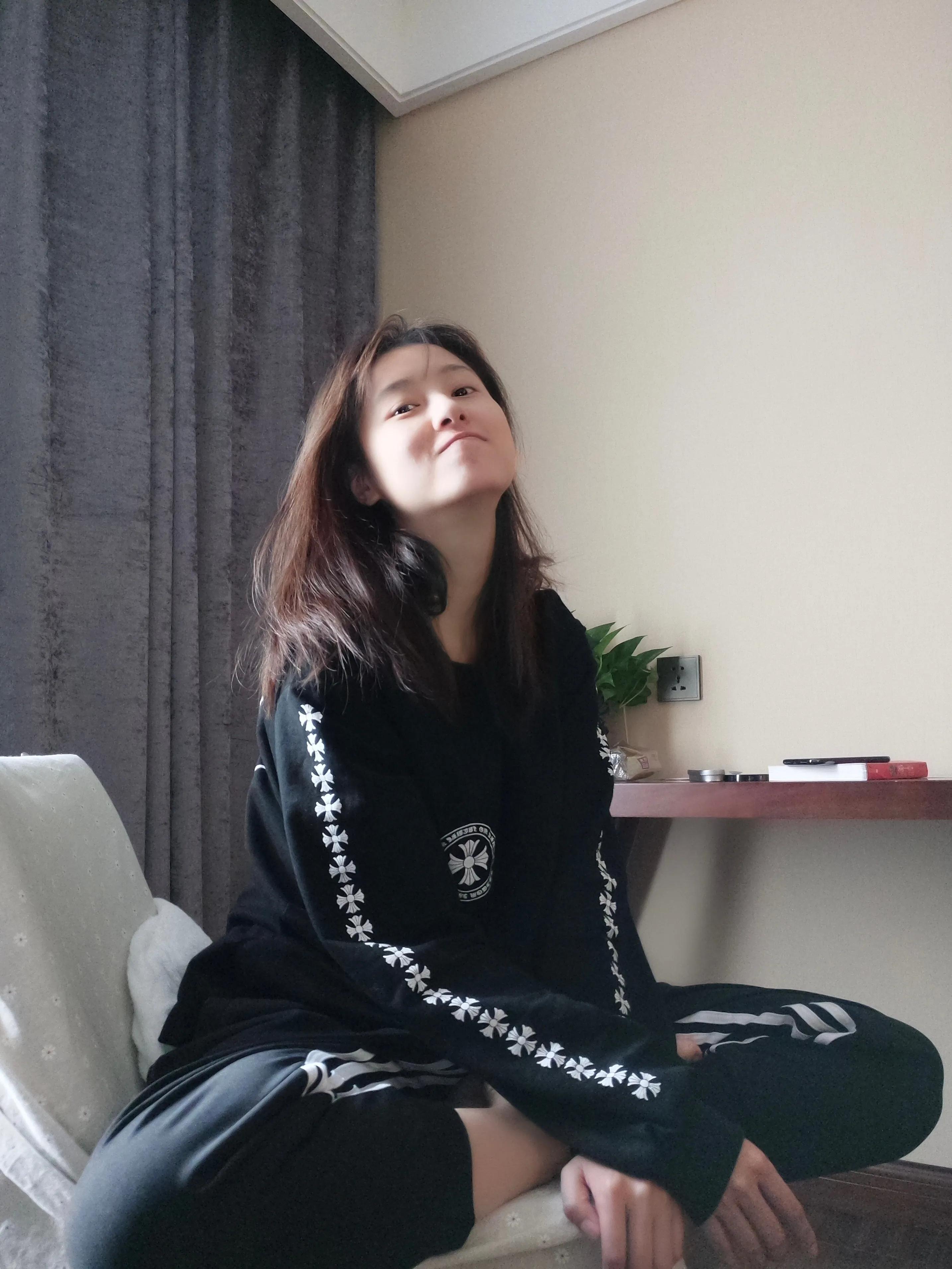 Celebrity Beauty: Ai Jiani Photo Album - iNEWS