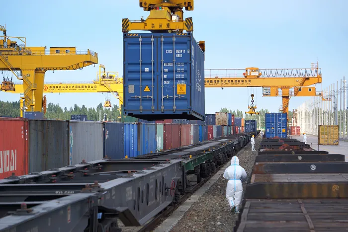 Two-way growth! - iMedia