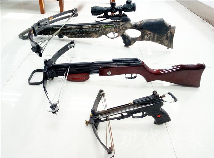 Why should the army be equipped with crossbows?The cost is actually ...