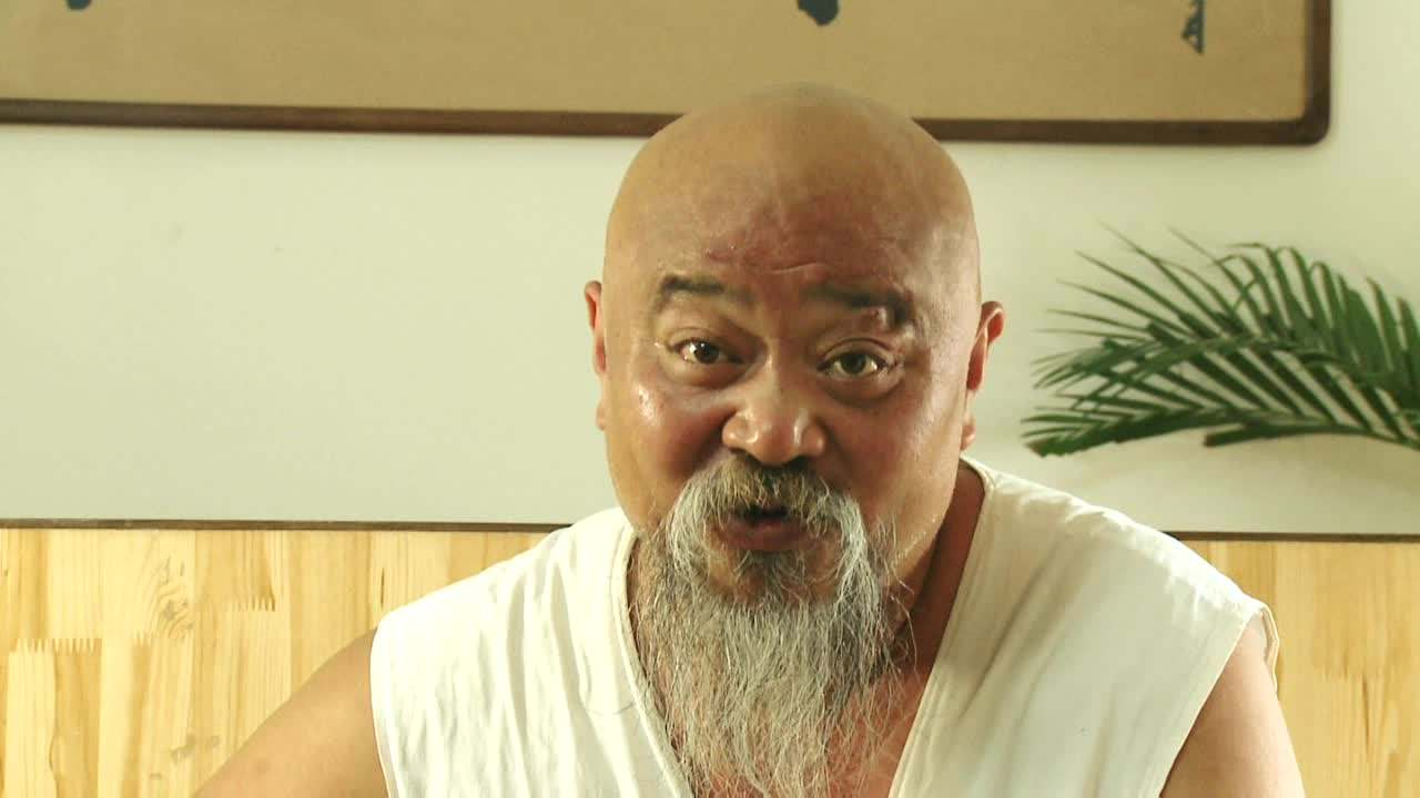 Drinking every meal, 2 packs of cigarettes a day, 66-year-old actor Li ...