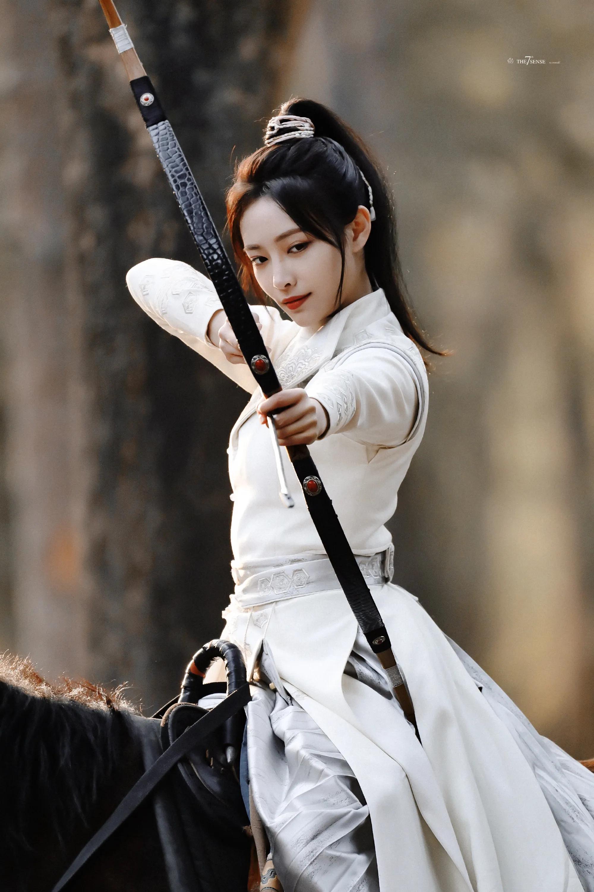 Shen Yan female idol - iNEWS