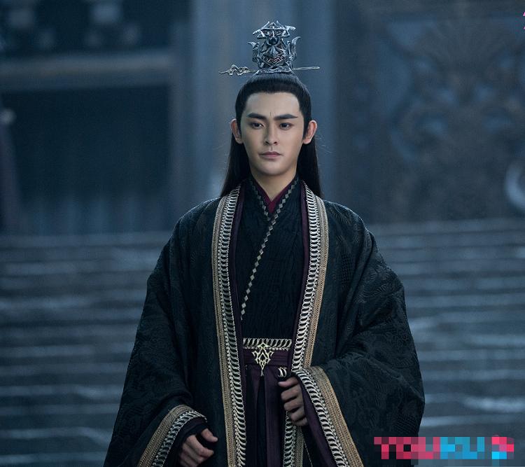 Luo Hou Jidu in "Liu Li" changed his appearance to star in Liang Jie's ...