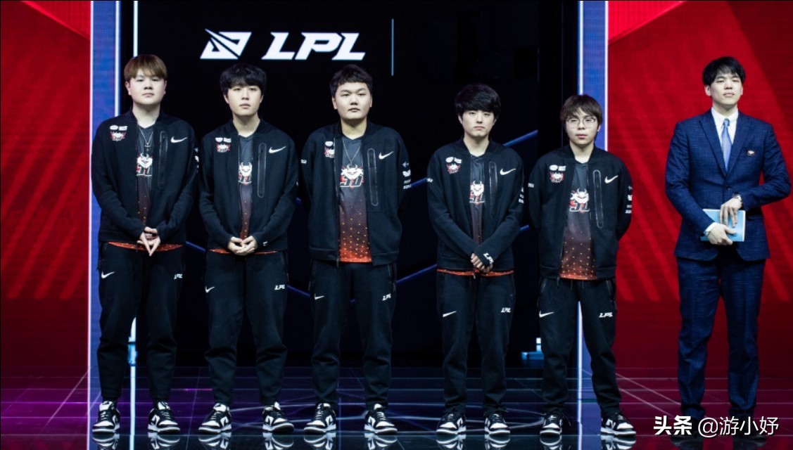 JDG team members complain about Uzi and change dishes, Loken bluntly said that Uzi is annoying ...