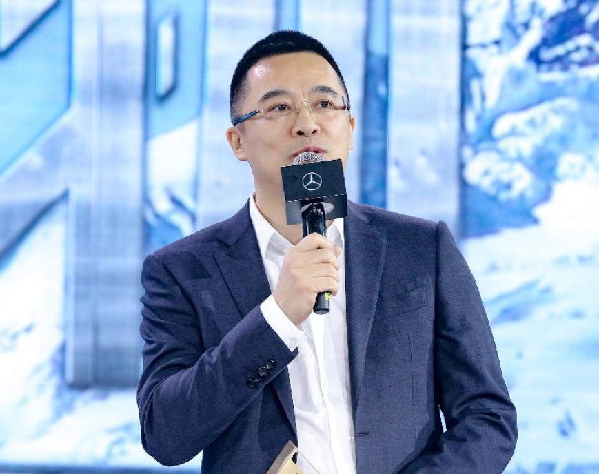 Song Ge's Film Trials on Different Themes: "I Am Not A God of Medicine ...