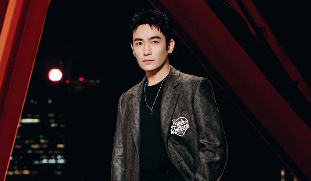 The launch of the new film is just around the corner, but Zhu Yilong is ...