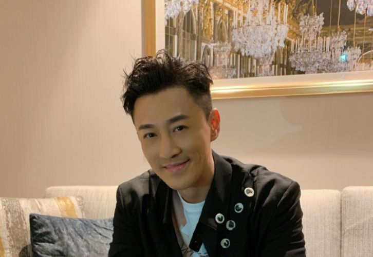 Private life is more exciting than Luo Zhixiang?The girl around me ...