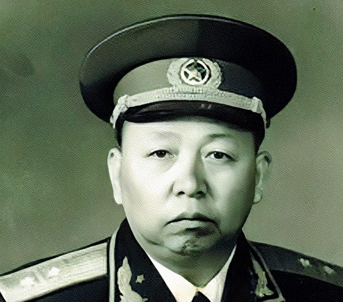 He was a low-key founding lieutenant general, but Xu Shiyou was ...