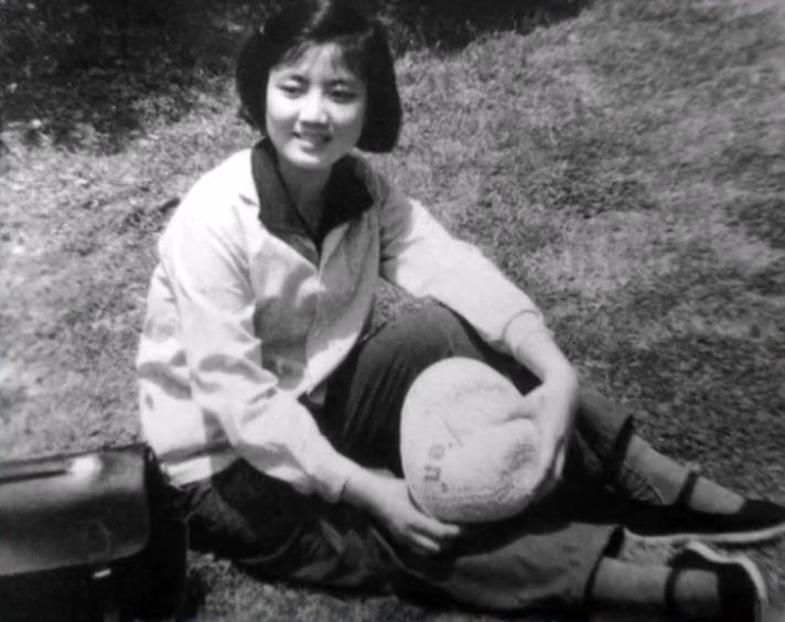 Li Xiuming: Beiying's three golden sisters sell potato chips to become rich women, and the ...