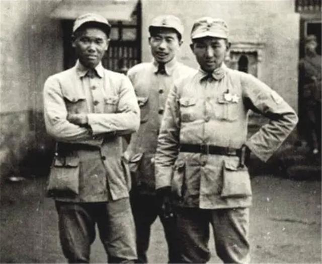 What achievements did Li Jukui have, in 1958, he was awarded the ...