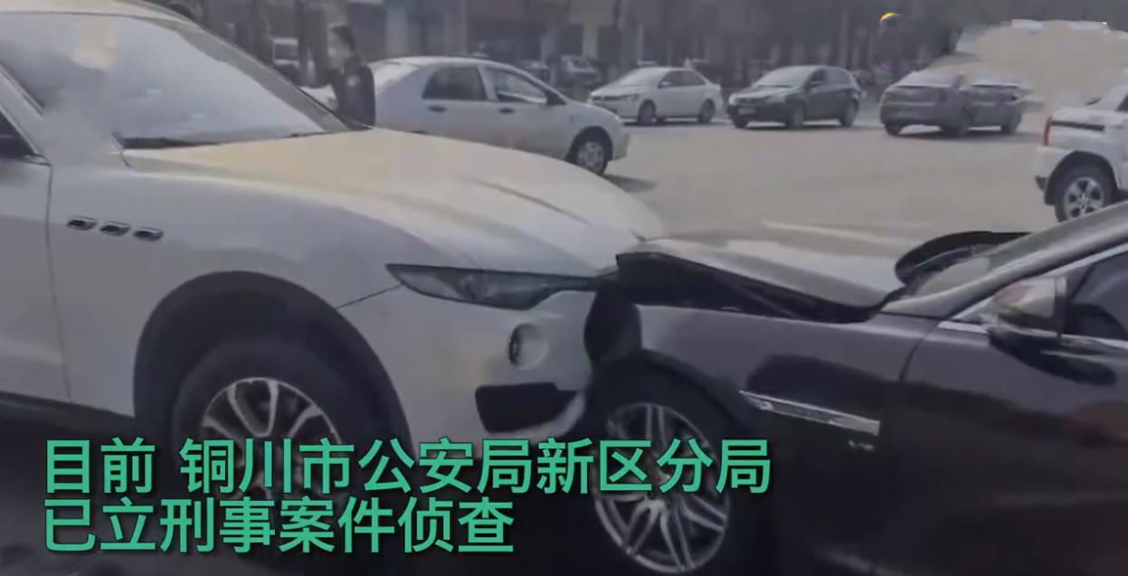 Shaanxi: Two luxury cars chasing each other on the street are too ...