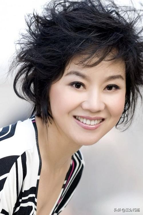 "Wulin Biography" group of six gathered again, Yan Ni grew up, Yao Chen had a good temperament ...