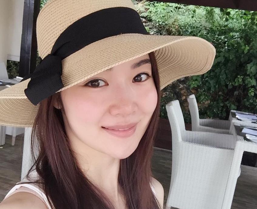 Huang Youlong's ex-girlfriend Ye Cuicui took a wedding photo to ...