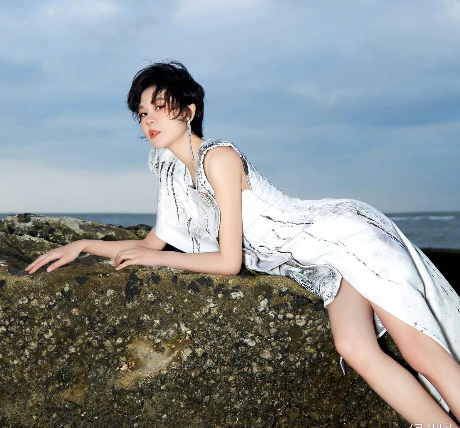 Yu Kewei Hot Photo Album - iMedia