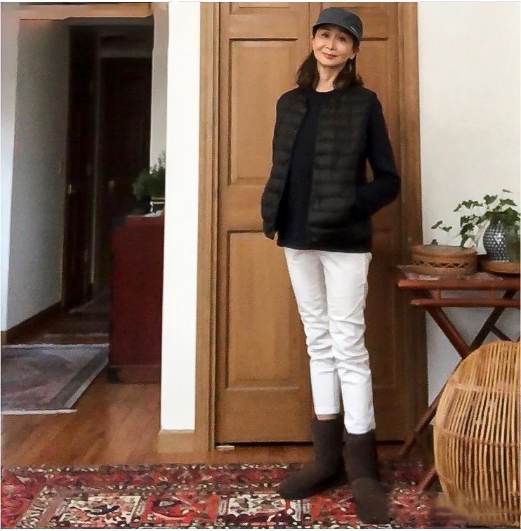 This 60-year-old Japanese grandma is super hot! Fashionable, elegant ...