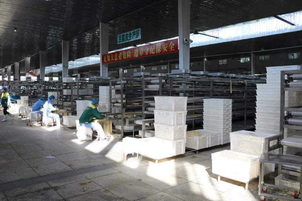 Forerunner" Zhang Baoping: select a soybean and "grind" a piece of tofu ...