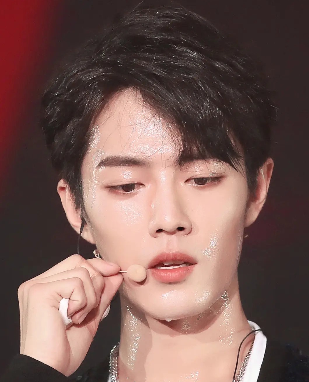 Xiao Wan was forced by sweat, and he can't wait to rush into the screen ...