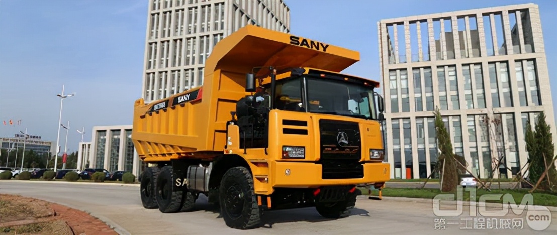 Sany Group of 70 SKT90S and 15 SKT105S off-road wide-body dump trucks ...