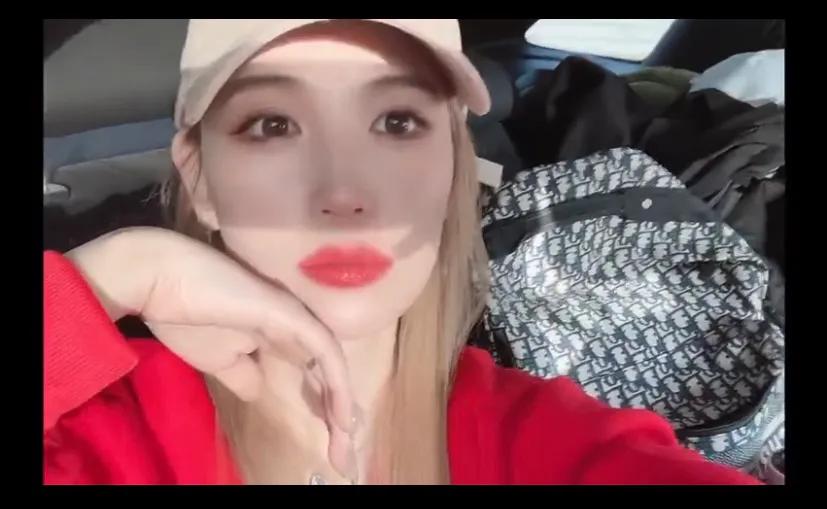 Recent photos of Ma Rong, Bai Baihe, Li Xiaolu - iNEWS