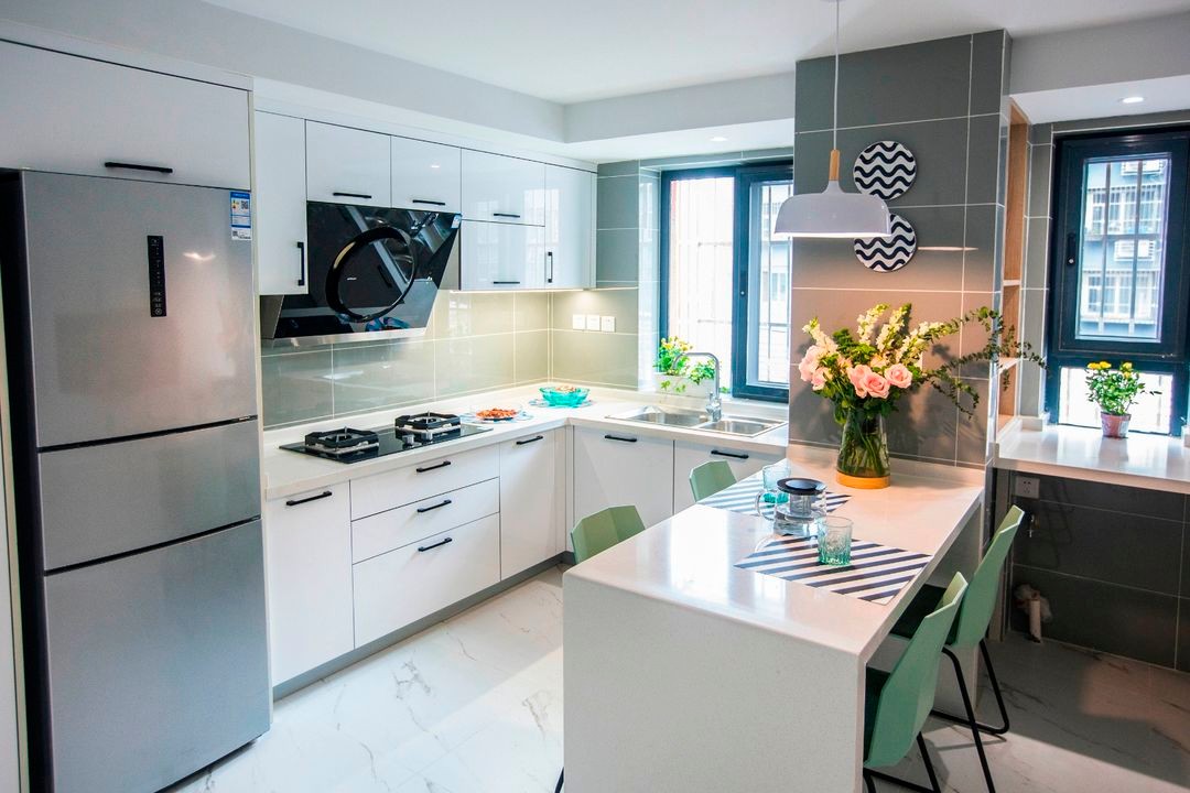 56-square-meter small apartment, optimizing the space, clever use of ...