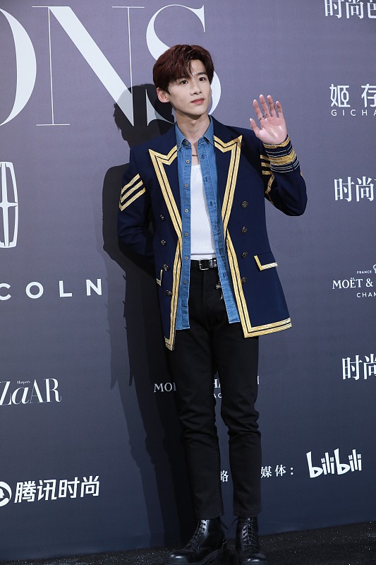 Bai Jingting really has a sense of "fiction male protagonist", has good ...