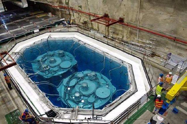 The aircraft carrier uses nuclear power, how much uranium can be loaded ...