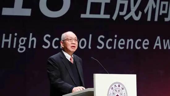 American mathematician Qiu Chengtong: He won the "Nobel Prize" in ...