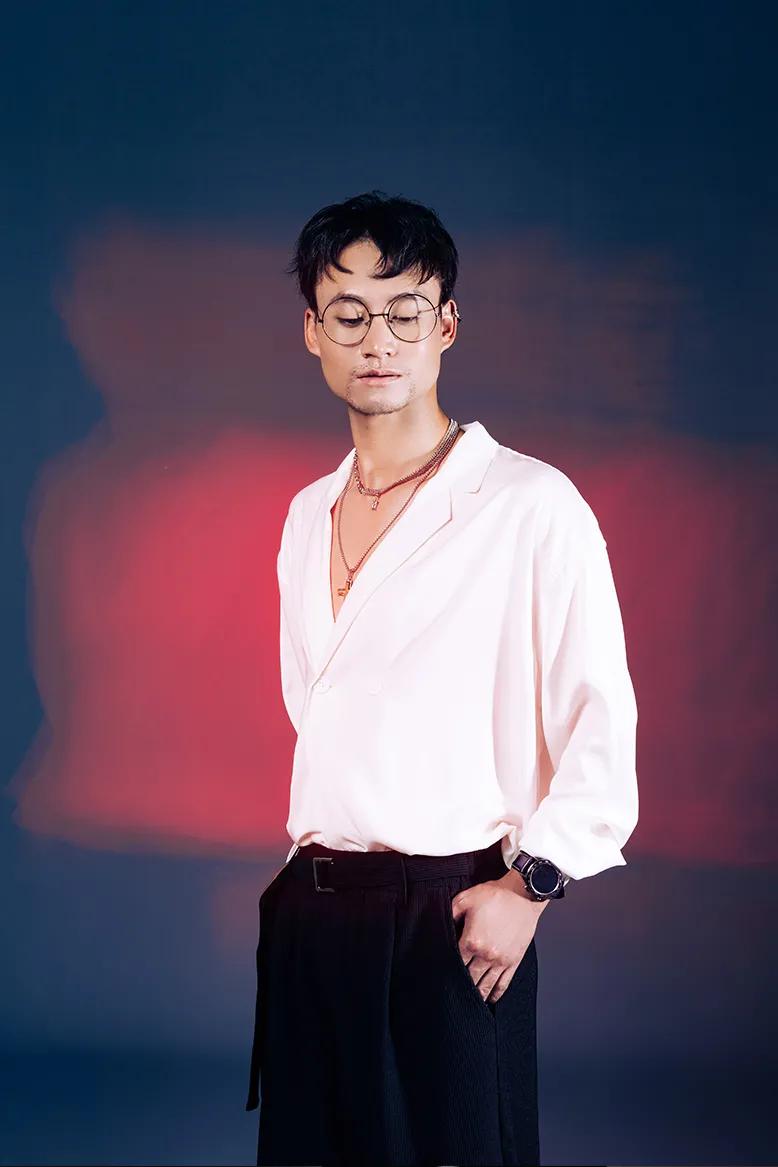 "The Prince of Factory Love Songs: Li Jiang" "Shenzhen Ding Zhen" from ...