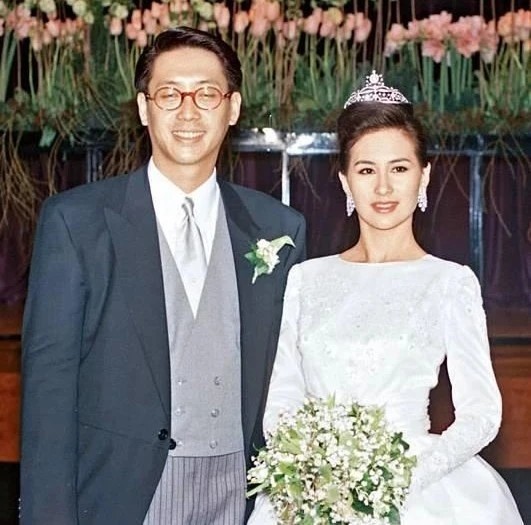 51-year-old Li Jiaxin came back to earn money, and she bothered to ...